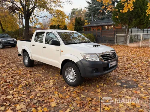 Eladó Toyota Hilux | 2.5 D-4D 4x4 D/C Comfort AC - JóAutók.hu