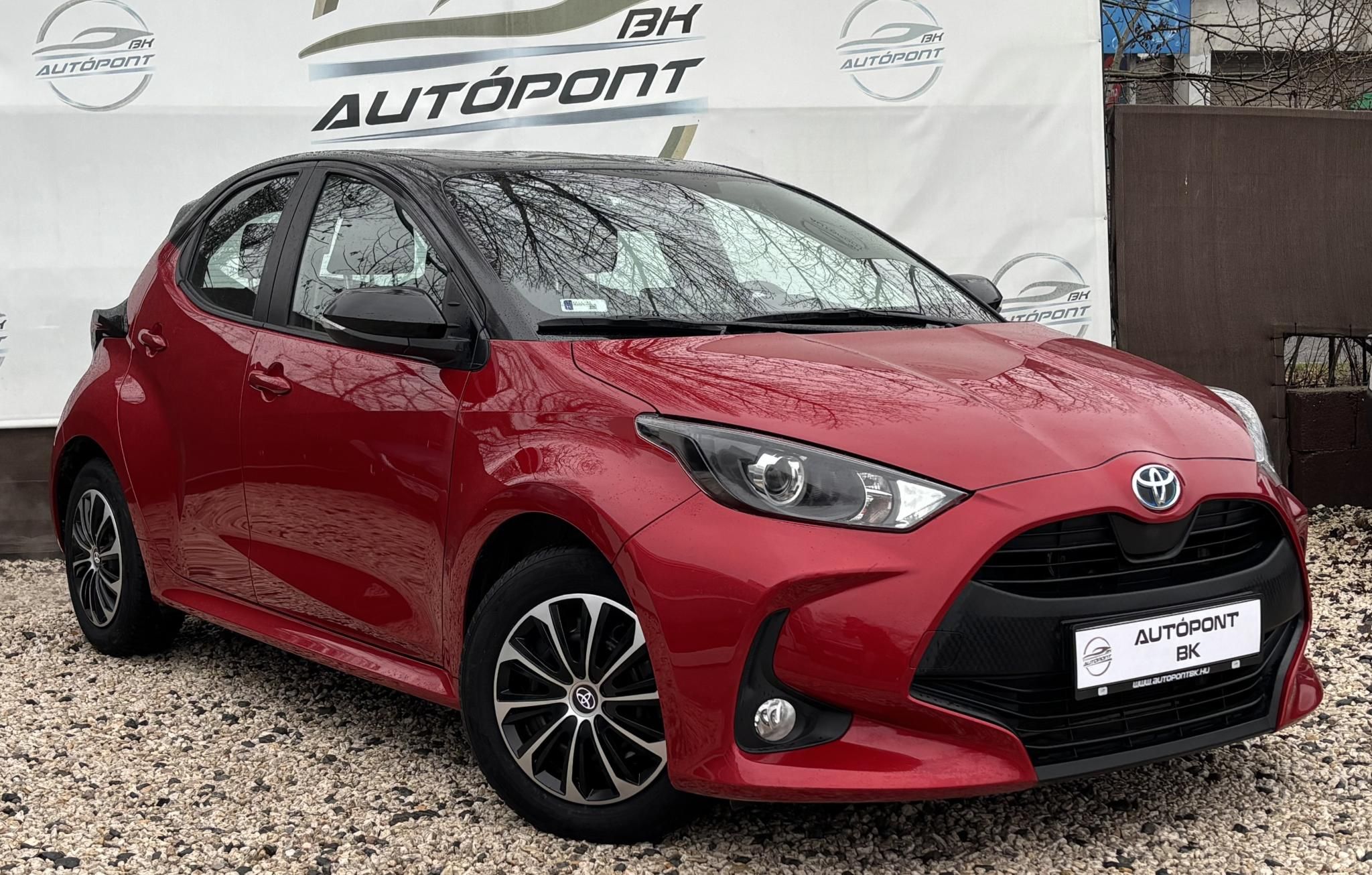 Toyota Yaris 15 Hybrid Cvt