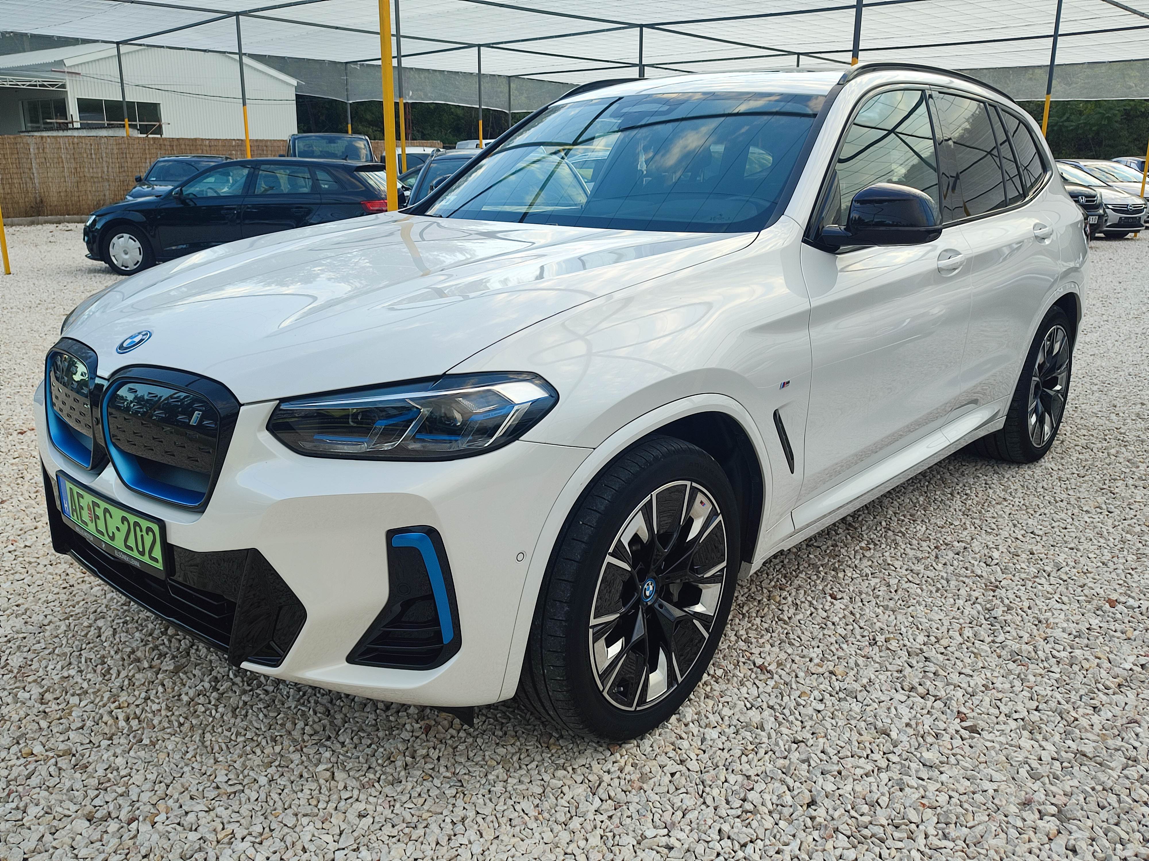 Eladó új és használt BMW iX3 - JóAutók.hu