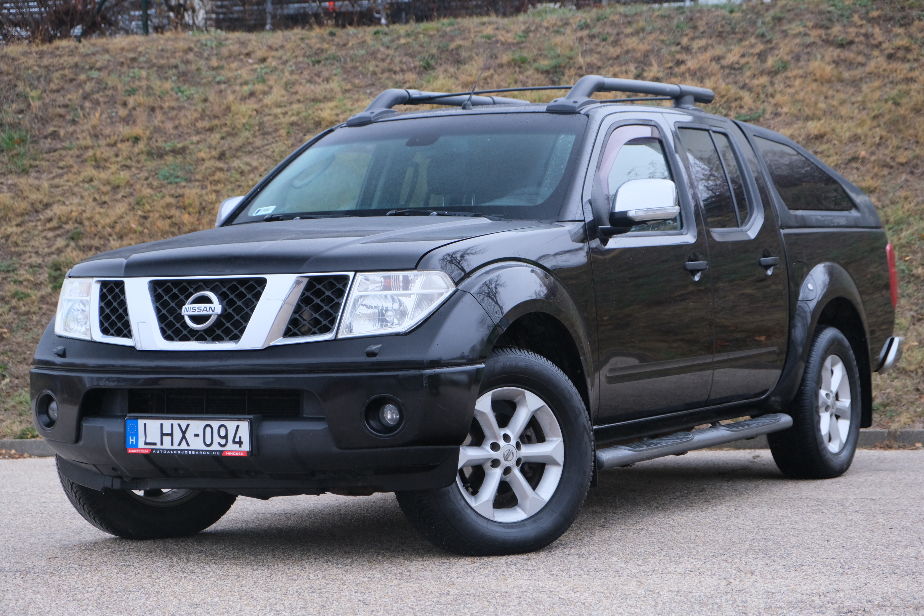 Eladó Nissan Navara | Navara 4WD Double 2.5D Platinum - JóAutók.hu