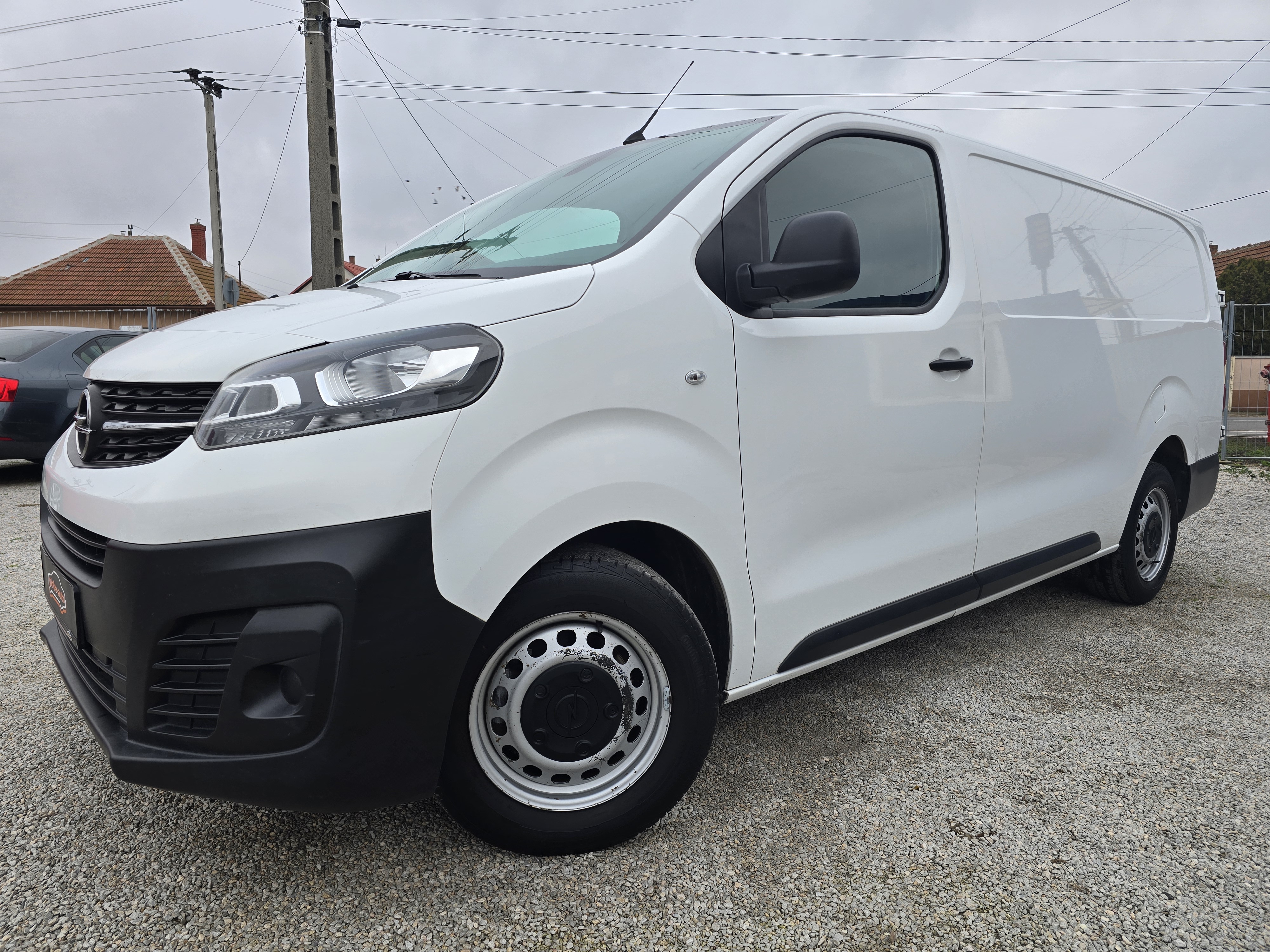 Eladó Opel Vivaro - Vivaro | 2.0 D Cargo Edition L Megnövelt - JóAutók.hu